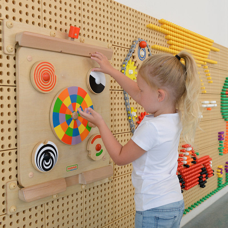 Spinning wheels board